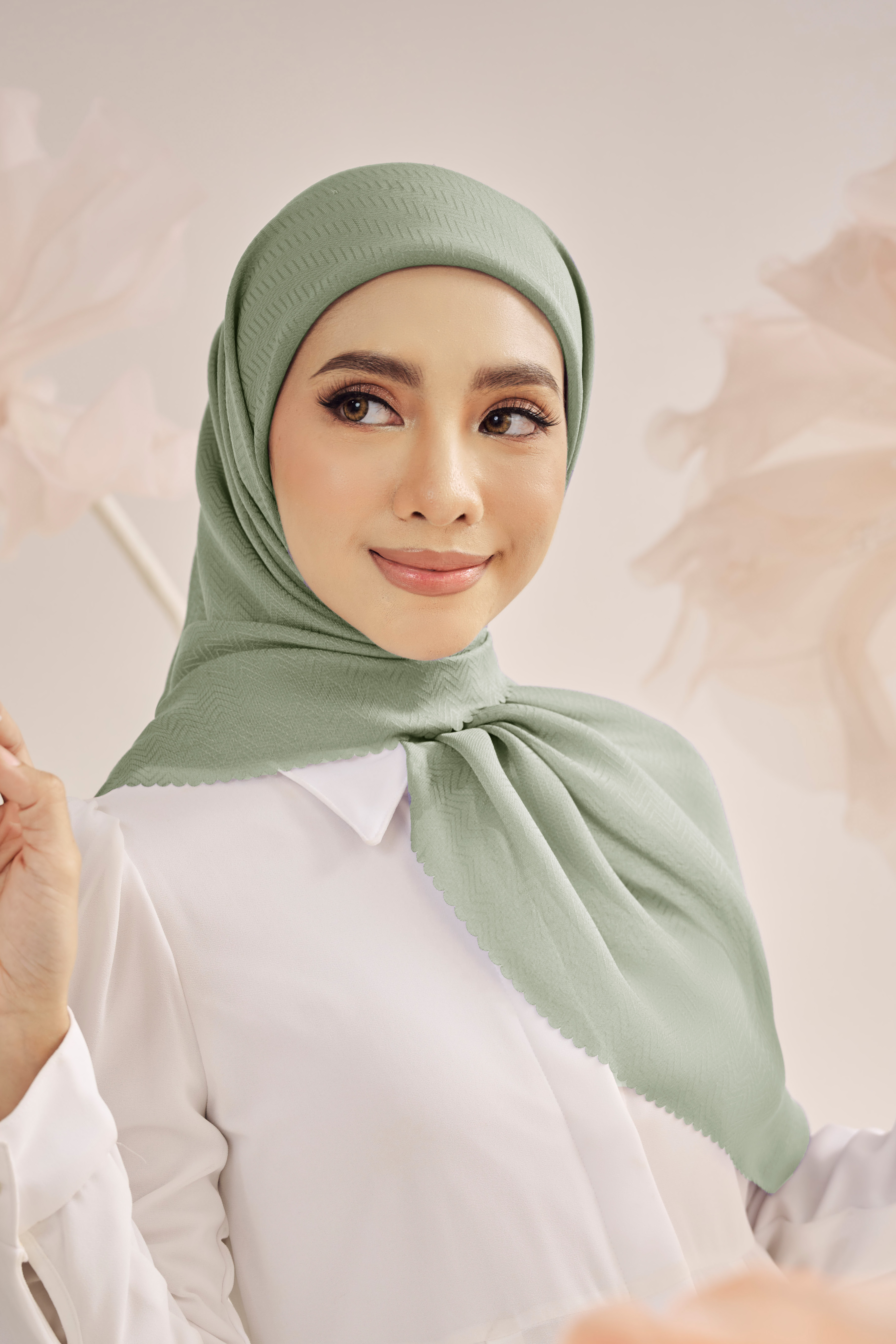 tudung bawal, square scarf | Online Fashion | Shawl | Tudung | Bawal | Khimar dan Jubah Umrah