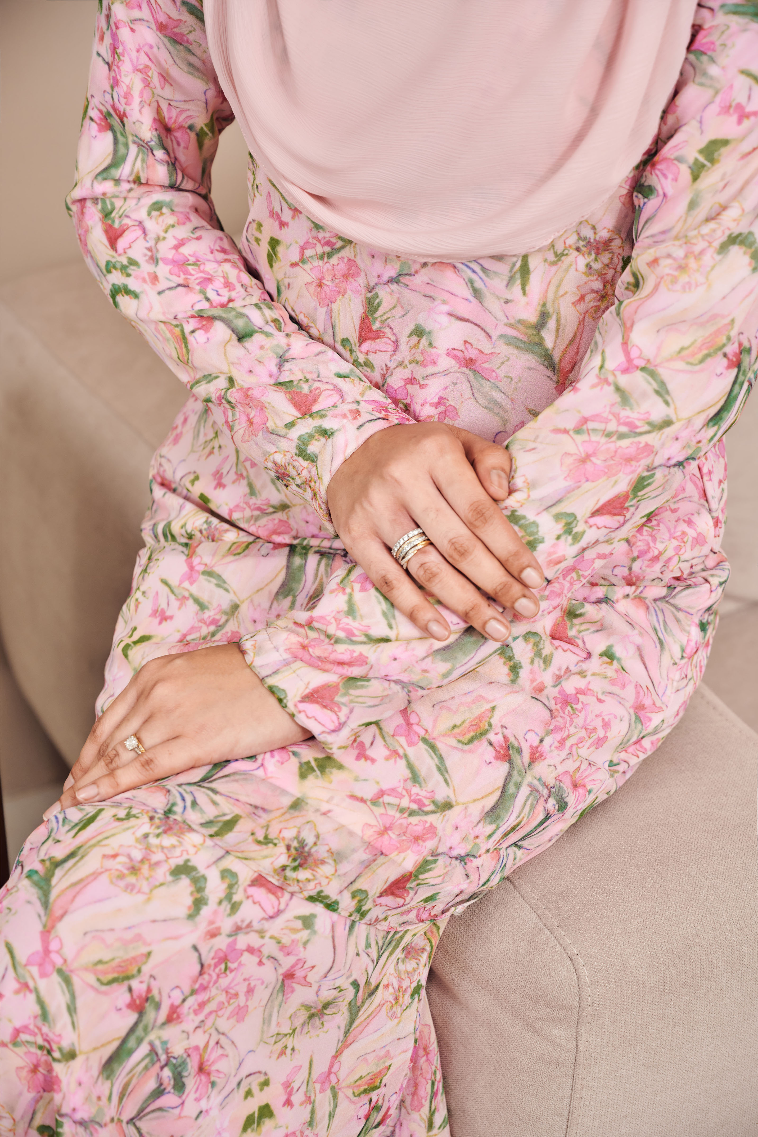 Radiusite | Online Fashion | Shawl | Tudung | Bawal | Khimar dan Jubah ...