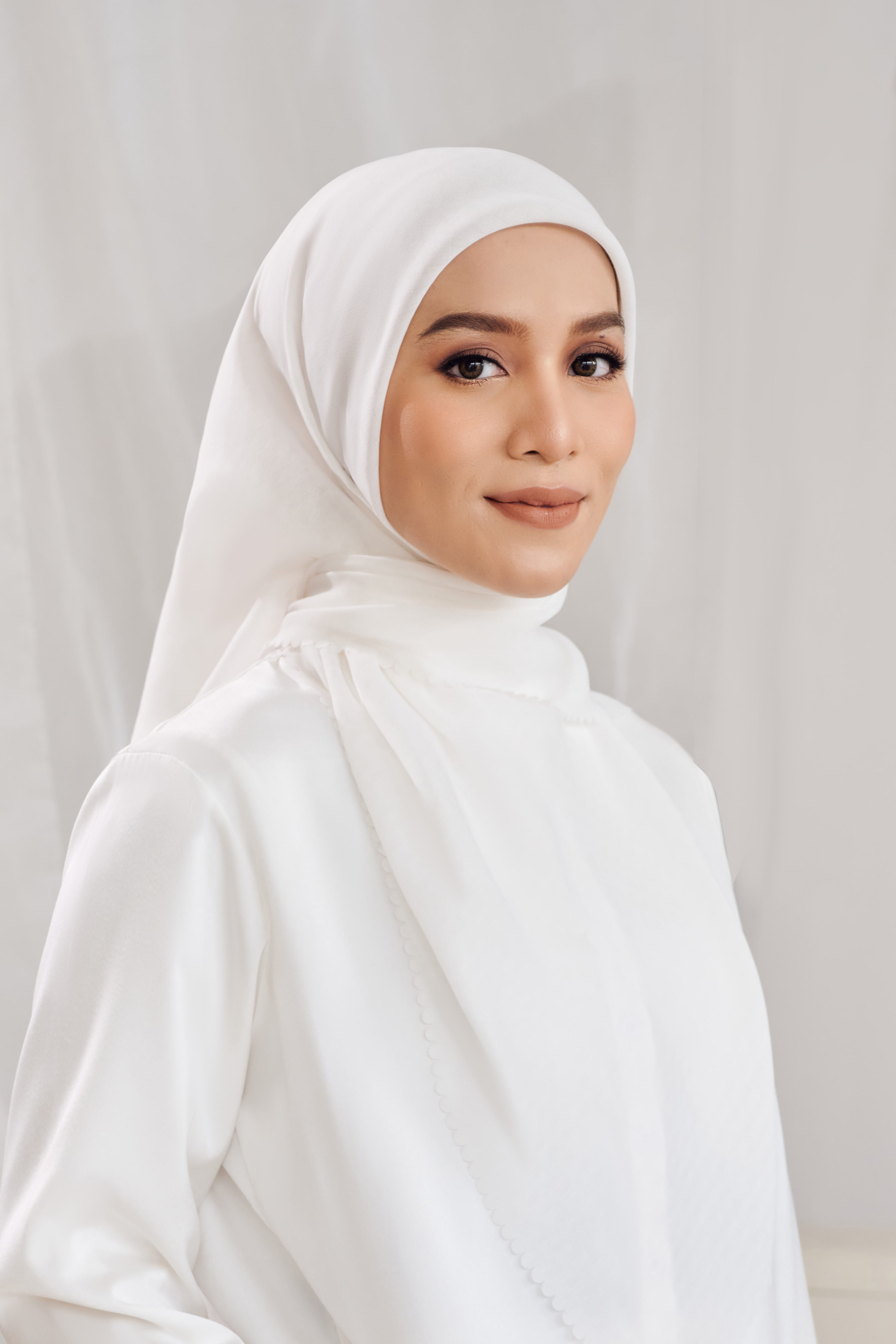 Radiusite | Online Fashion | Shawl | Tudung | Bawal | Khimar dan Jubah ...